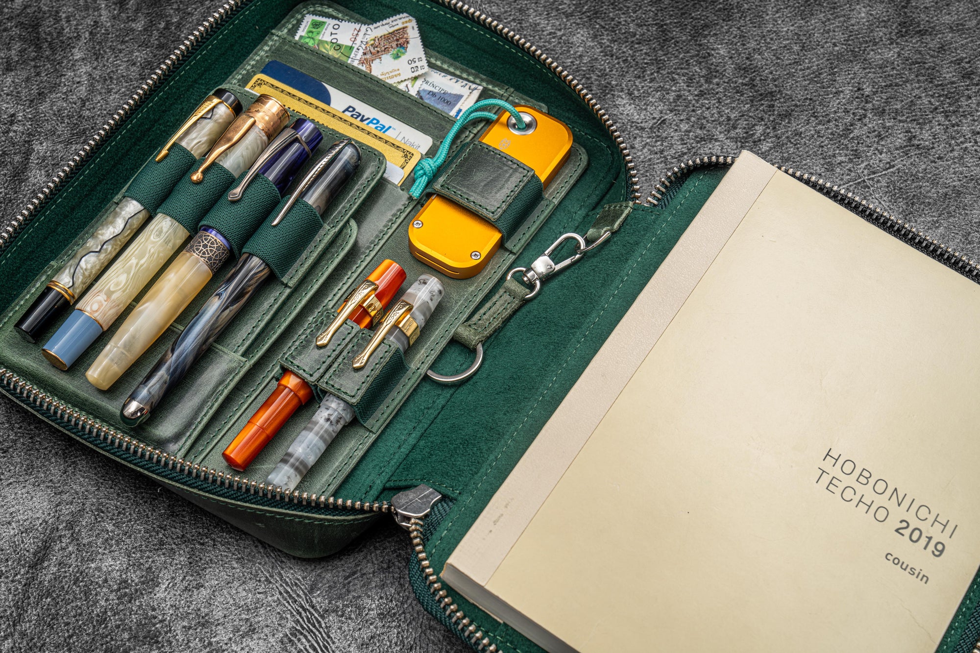 Wide A5 Expansi Zip Folio in Forest Green | Galen Leather