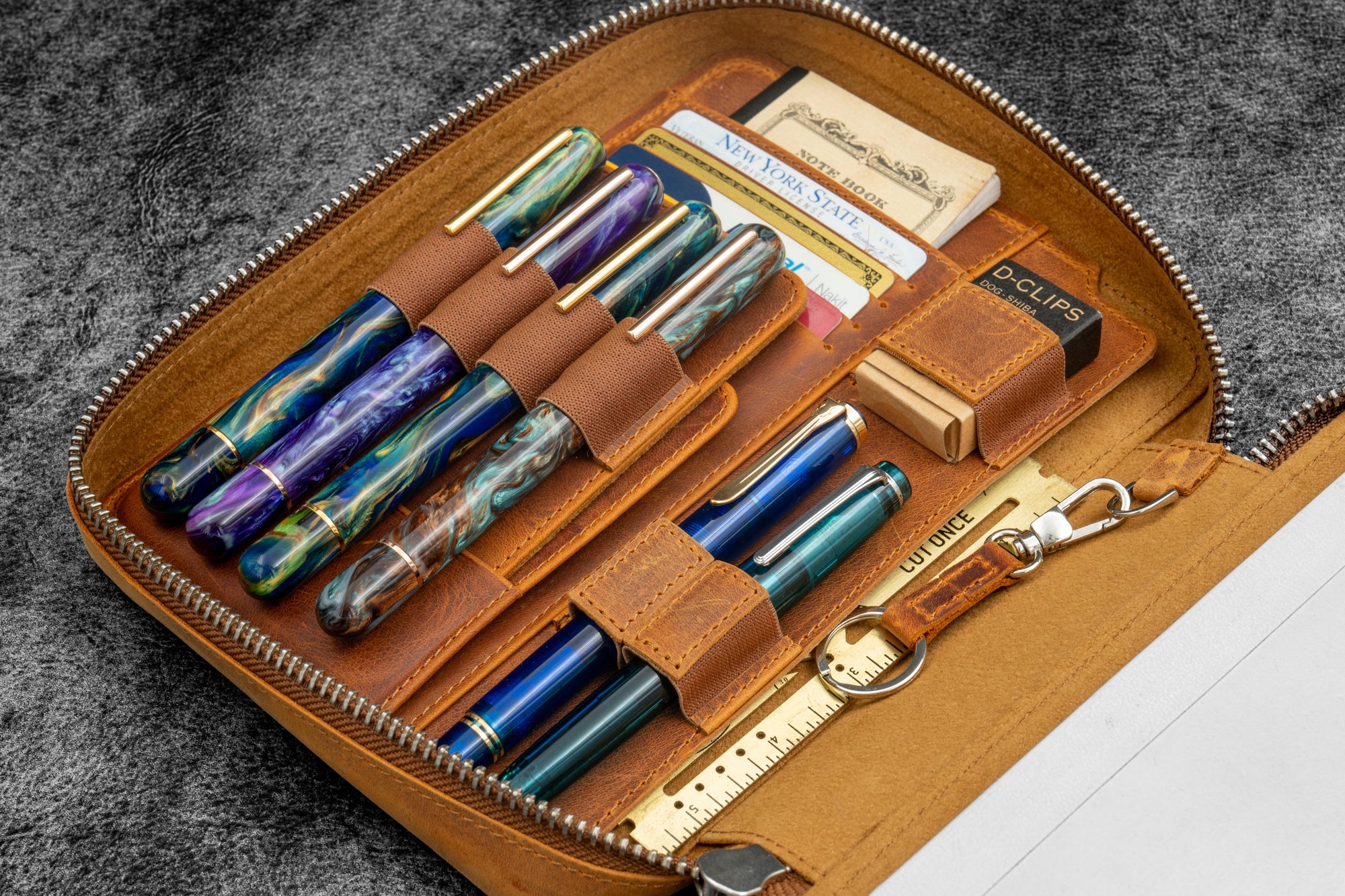 Expansi A5 Wide Leather Zip Folio in C.H. Brown | Galen Leather Co.