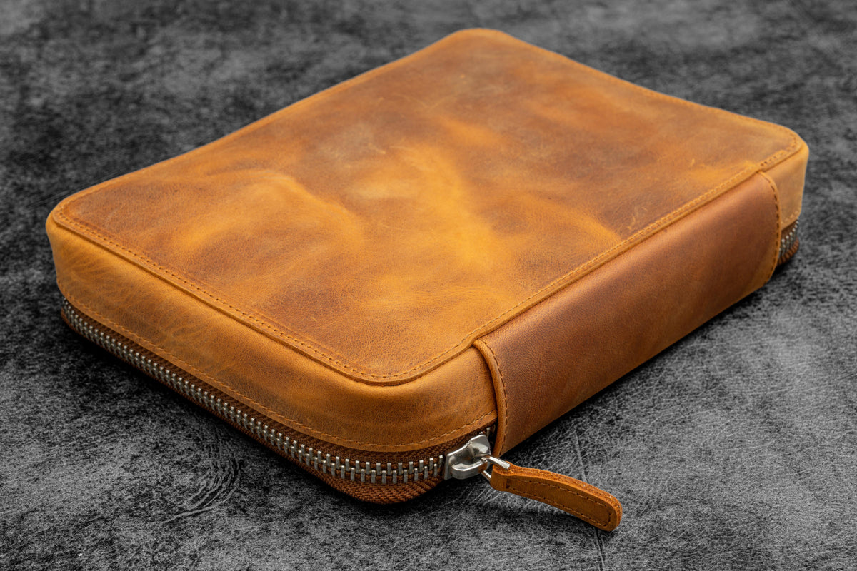 Expansi A5 Wide Leather Zip Folio in C.H. Brown | Galen Leather Co.