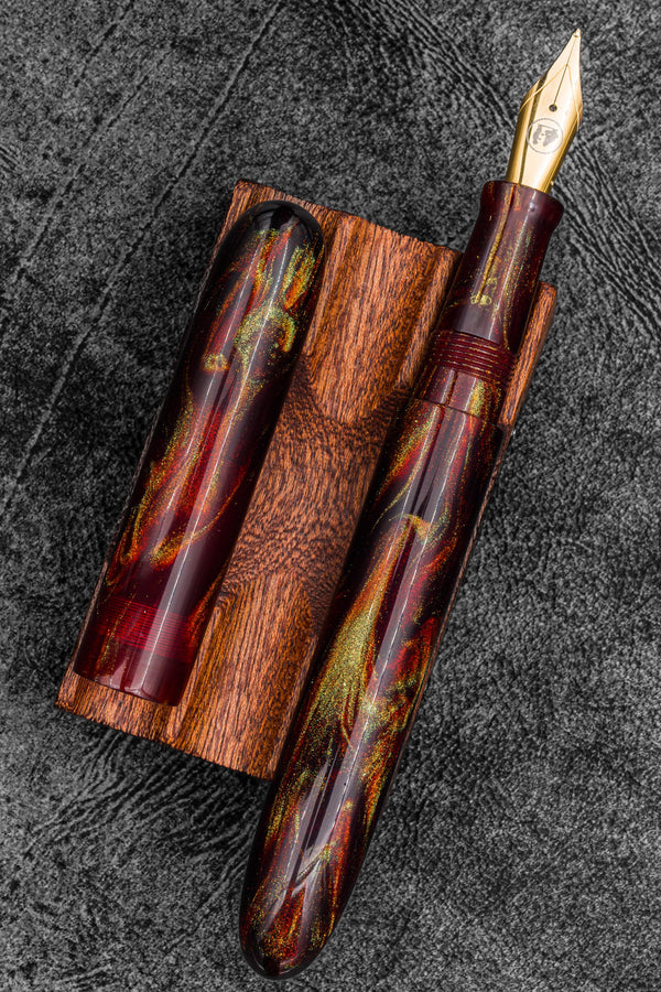 Studyo Agackakan x Galen - Fountain Pen - Fire Agate - Galen Leather