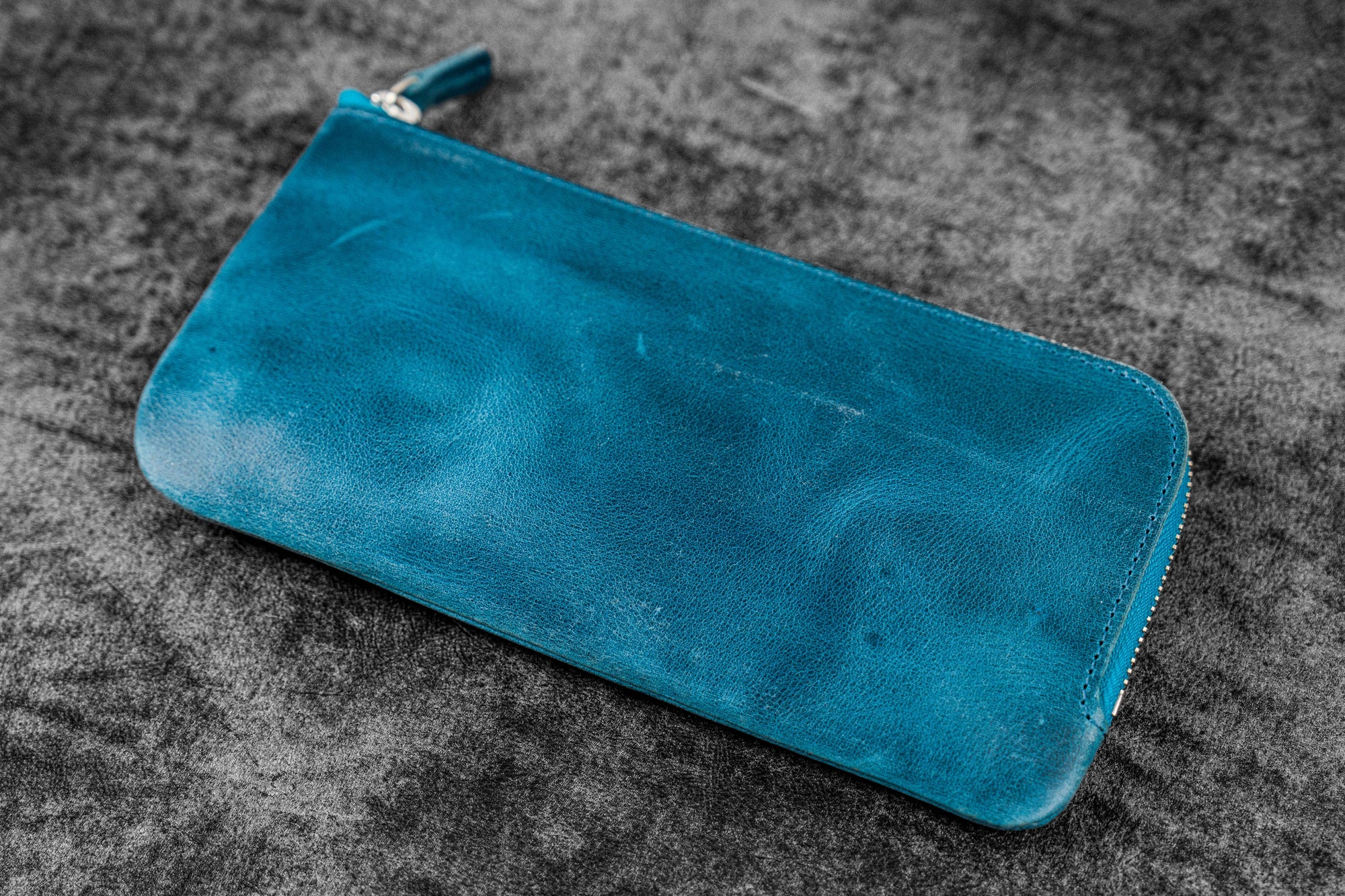 Ocean Blue Leather Zippered Pen Pouch for 4 Pens | Galen Leather