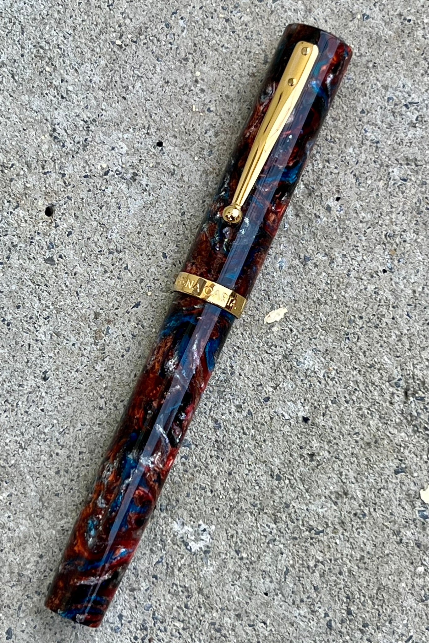 Magna Carta Mag 1000 Oversized Fountain Pen 3 - Galen Leather