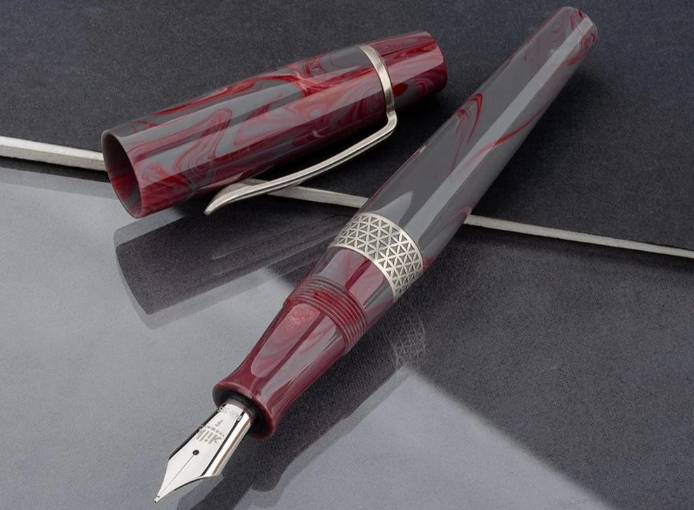 Kilk Orient Fountain Pen - Red - Galen Leather