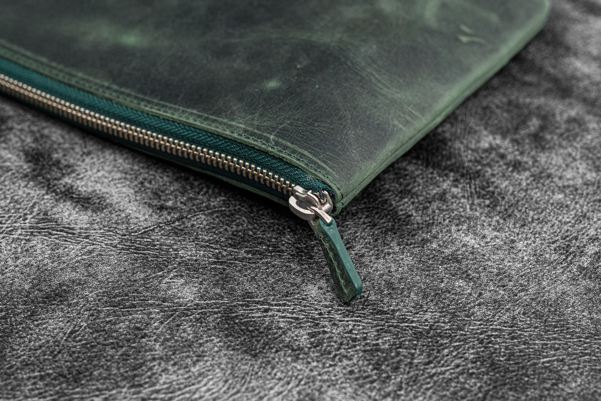 Leather Zippered Writer's Bank Bag - Pen Pouch - Crazy Horse Forest Gr ...