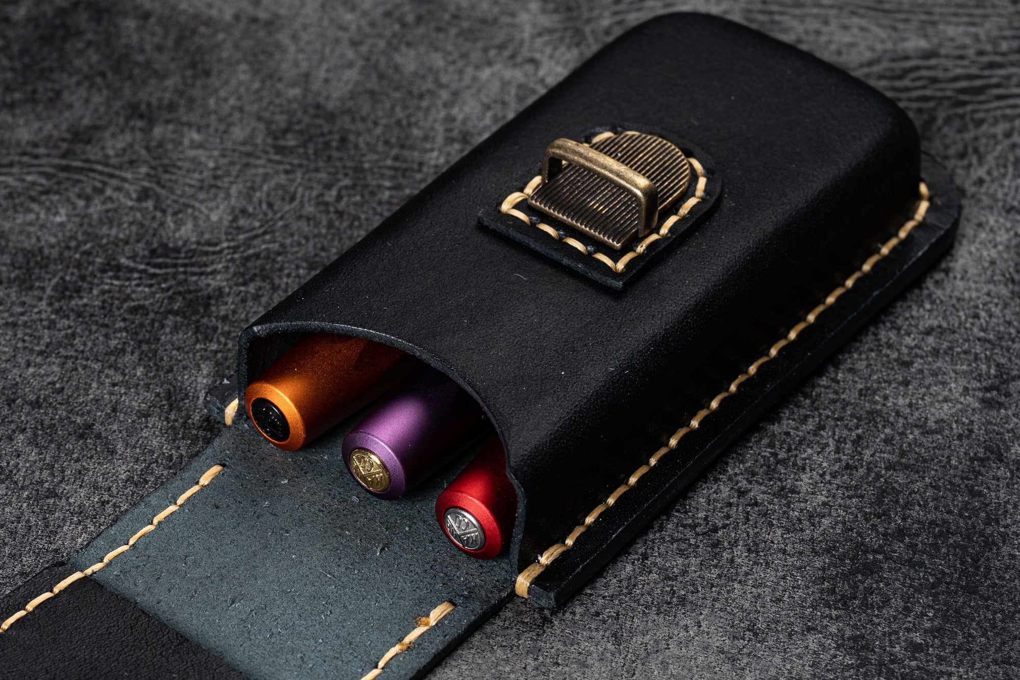 Distressed Leather Molded Pocket Pen Case for 3 Pens | Galen Leather