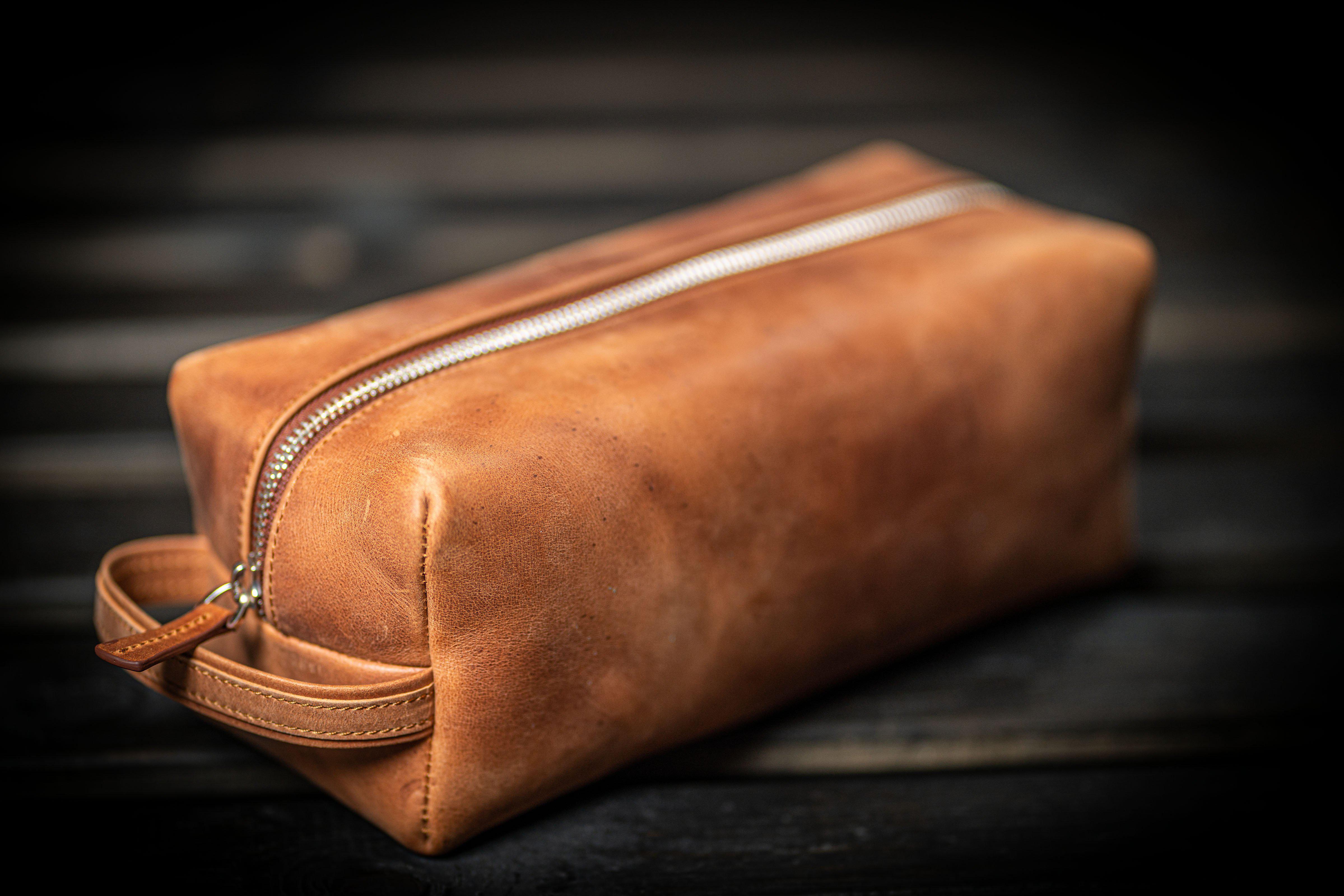100% Handmade Leather Dopp Kit - Crazy Horse Brown - Galen Leather