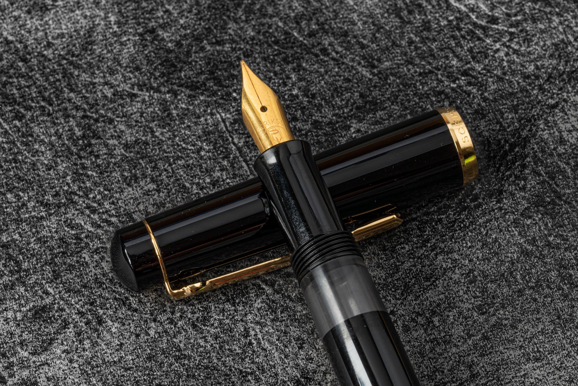 Scrikss 419 Fountain Pen - Black | Buy Online at Galen Leather
